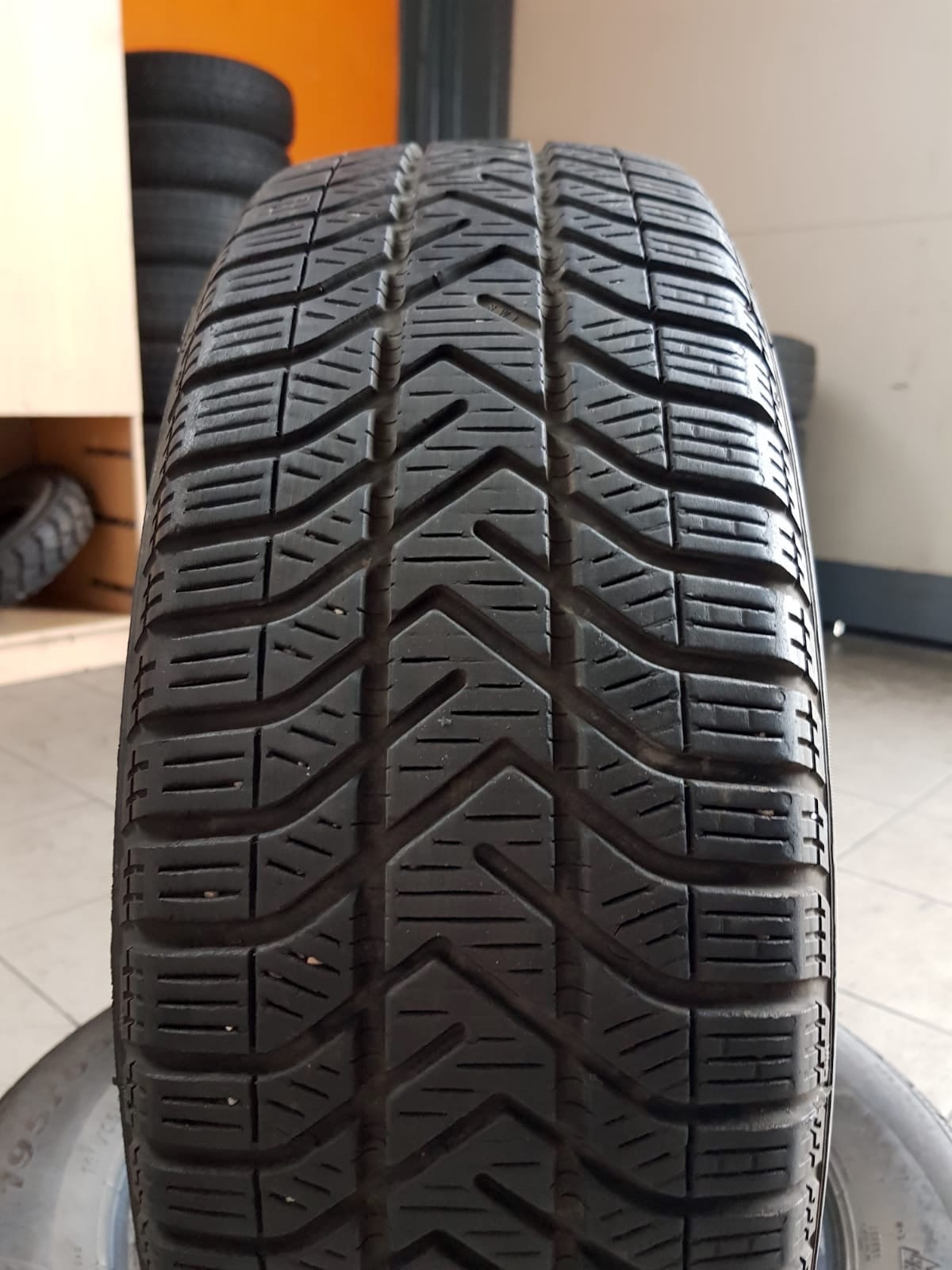 Pirelli 195/65 R15 91T M+S Invernali.jpg | RC Gomme Usate