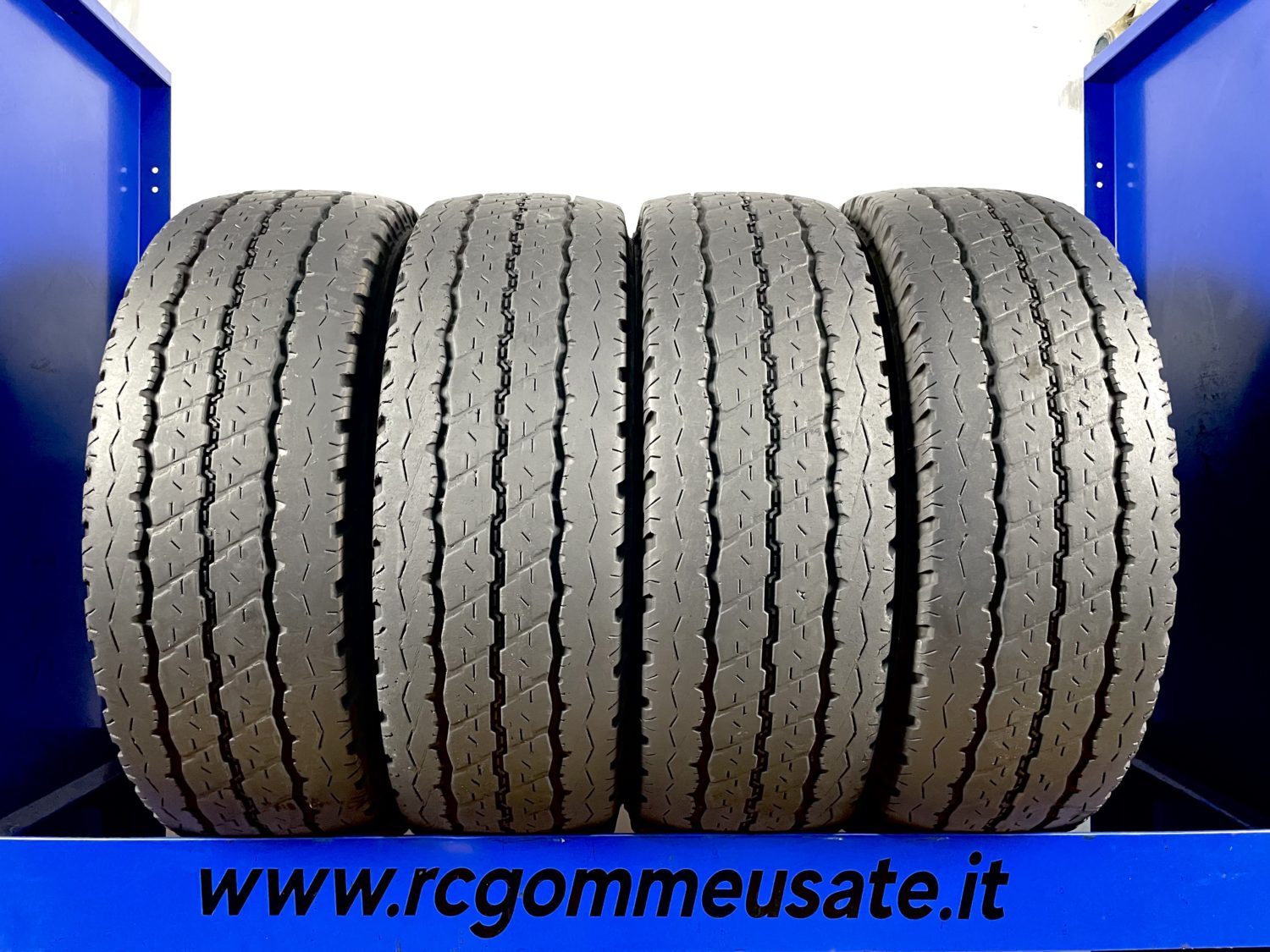 Bridgestone 215/70 R15 C 109/107 S | RC Gomme Usate